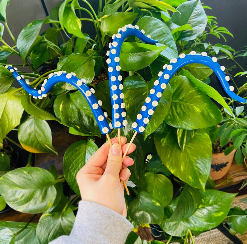 Tentacle Plant Art, Blue Octopus Tentacle Stakes, Plant Decor, Plant ...