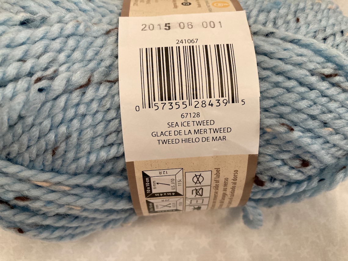 Patons Chunky Shetland Tweed, Bulky Yarn, Sea Ice Tweed, Light Blue, 3 ...