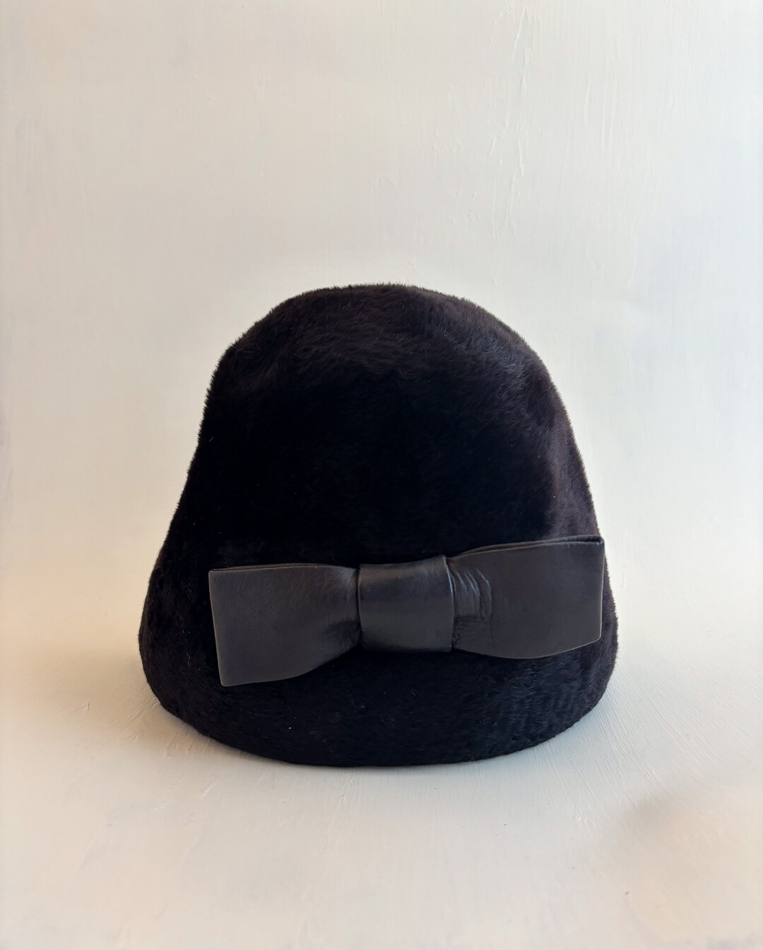 Vintage Black Faux Fur Musketeer Brand Cloche Hat With Leather Bow Made ...