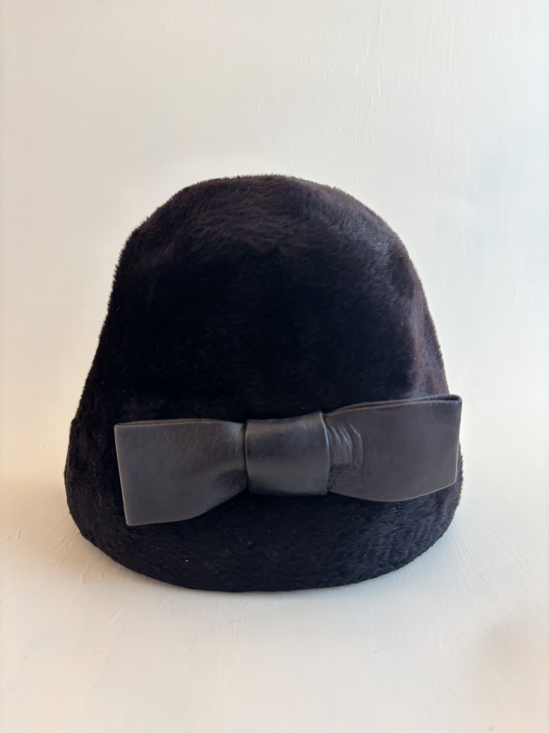 Vintage Black Faux Fur Musketeer Brand Cloche Hat With Leather Bow Made ...