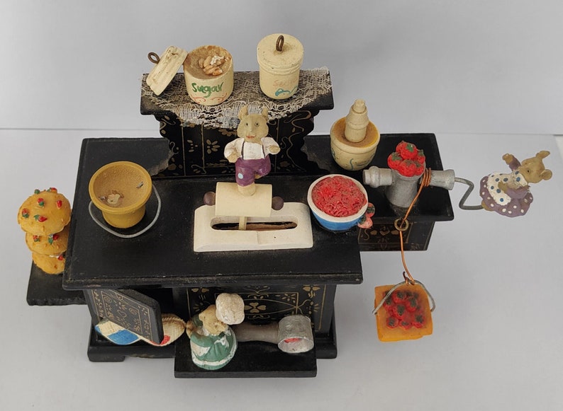 Vintage Enesco Music Box - Etsy