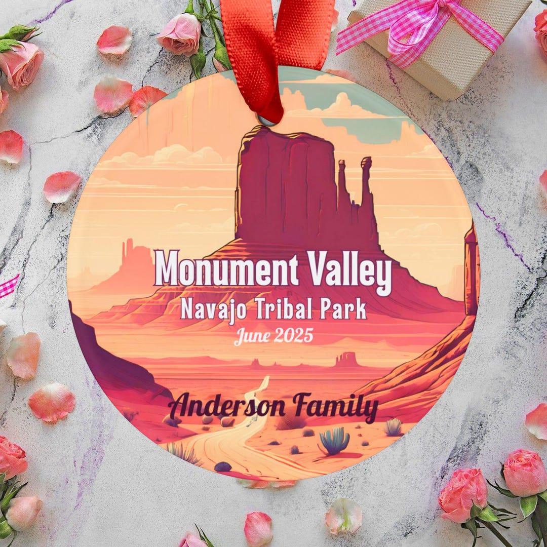 Custom Monument Valley Photo Ornament: Personalized Travel Gift - Etsy