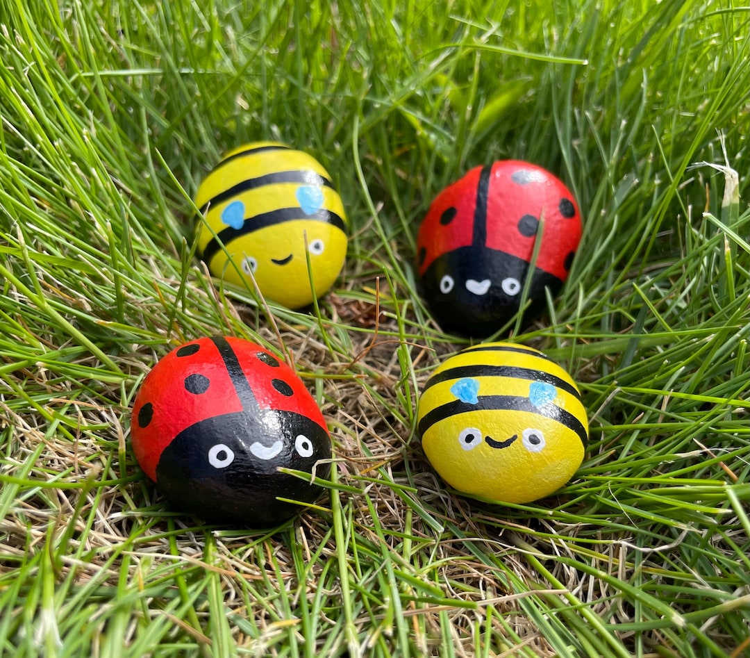 Lady Bug & Bee Hand Painted Rocks | Rock Garden | Decor | Uplifting ...