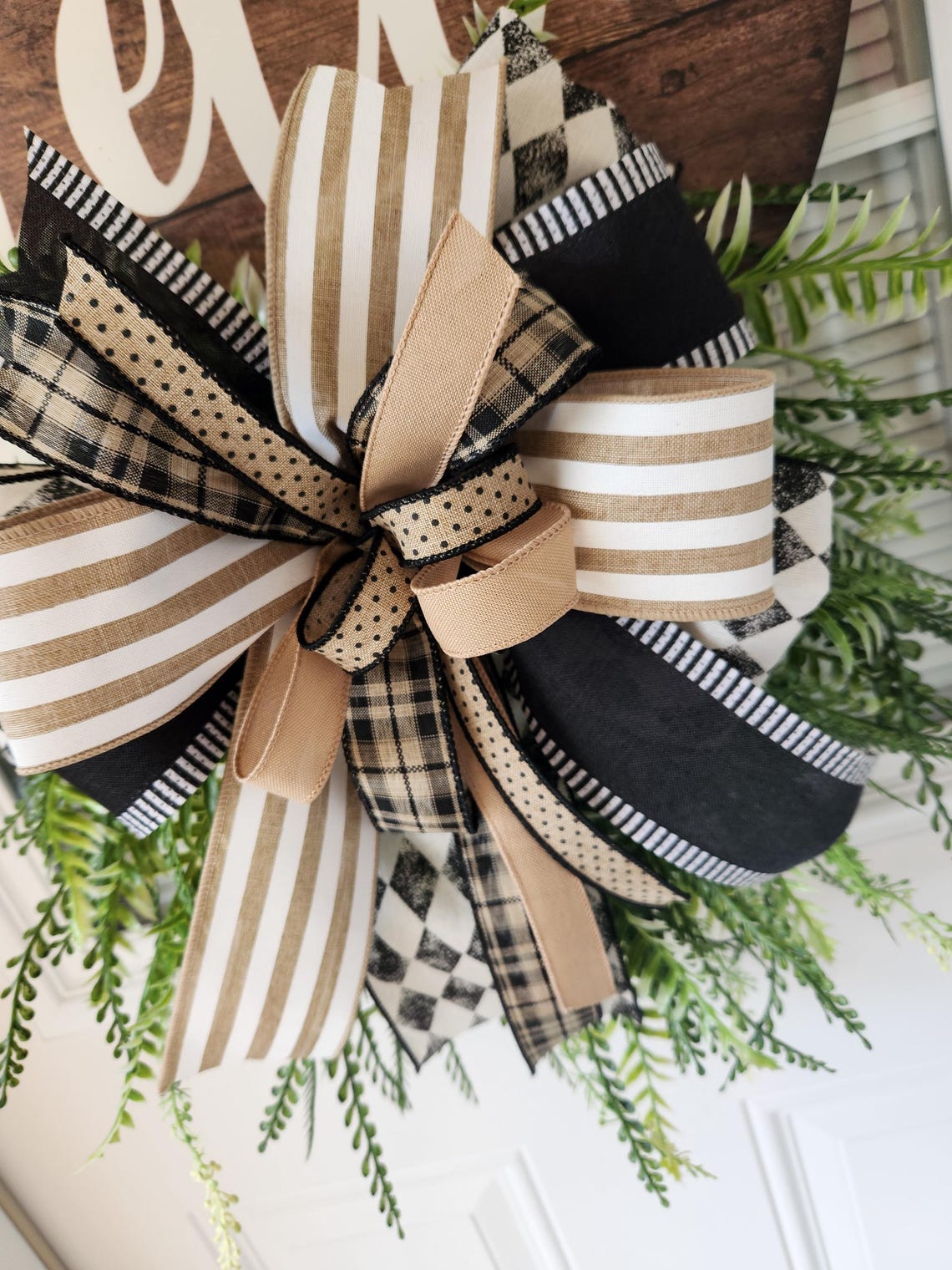 Rustic Hello Door Hanger With Bow, Farmhouse Front Door Decor, Black ...