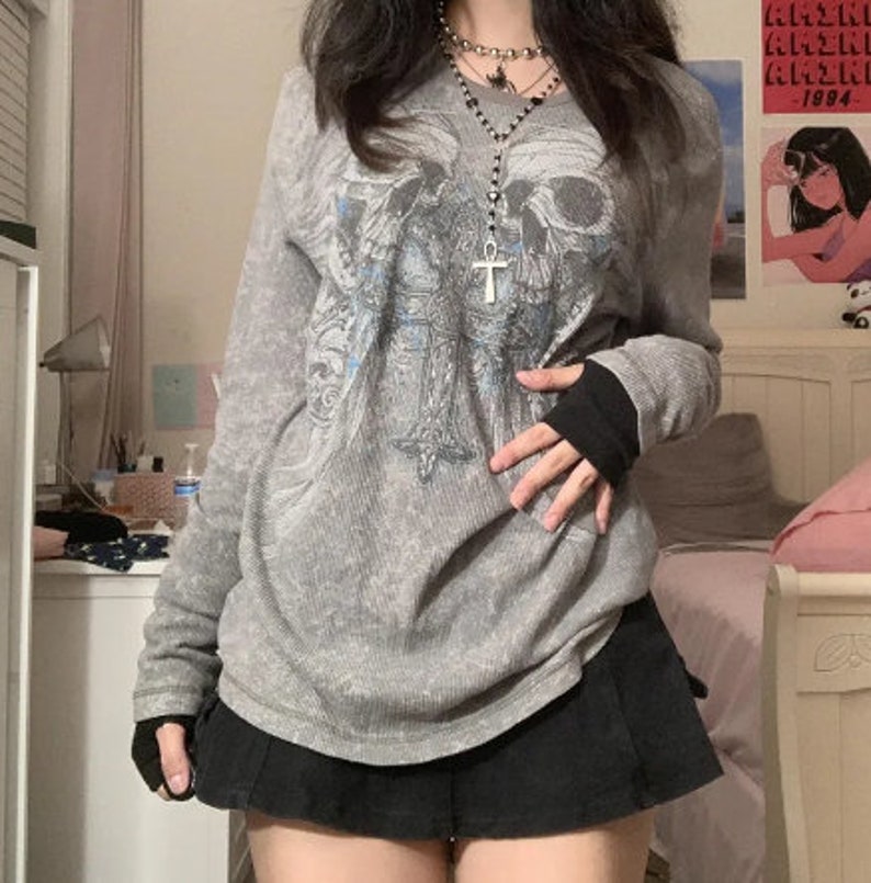 Y2k Womens Long Sleeve Top Y2k vintage t-shirts 2000s - Etsy Australia