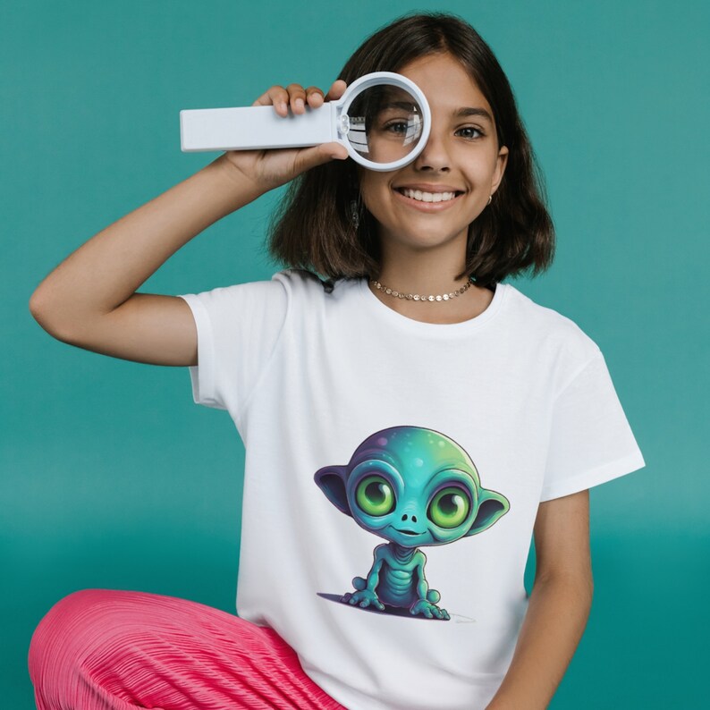 Alien SVG Bundle for Kids: T-shirt, DIY Mugs & Decals Vector Cutting ...