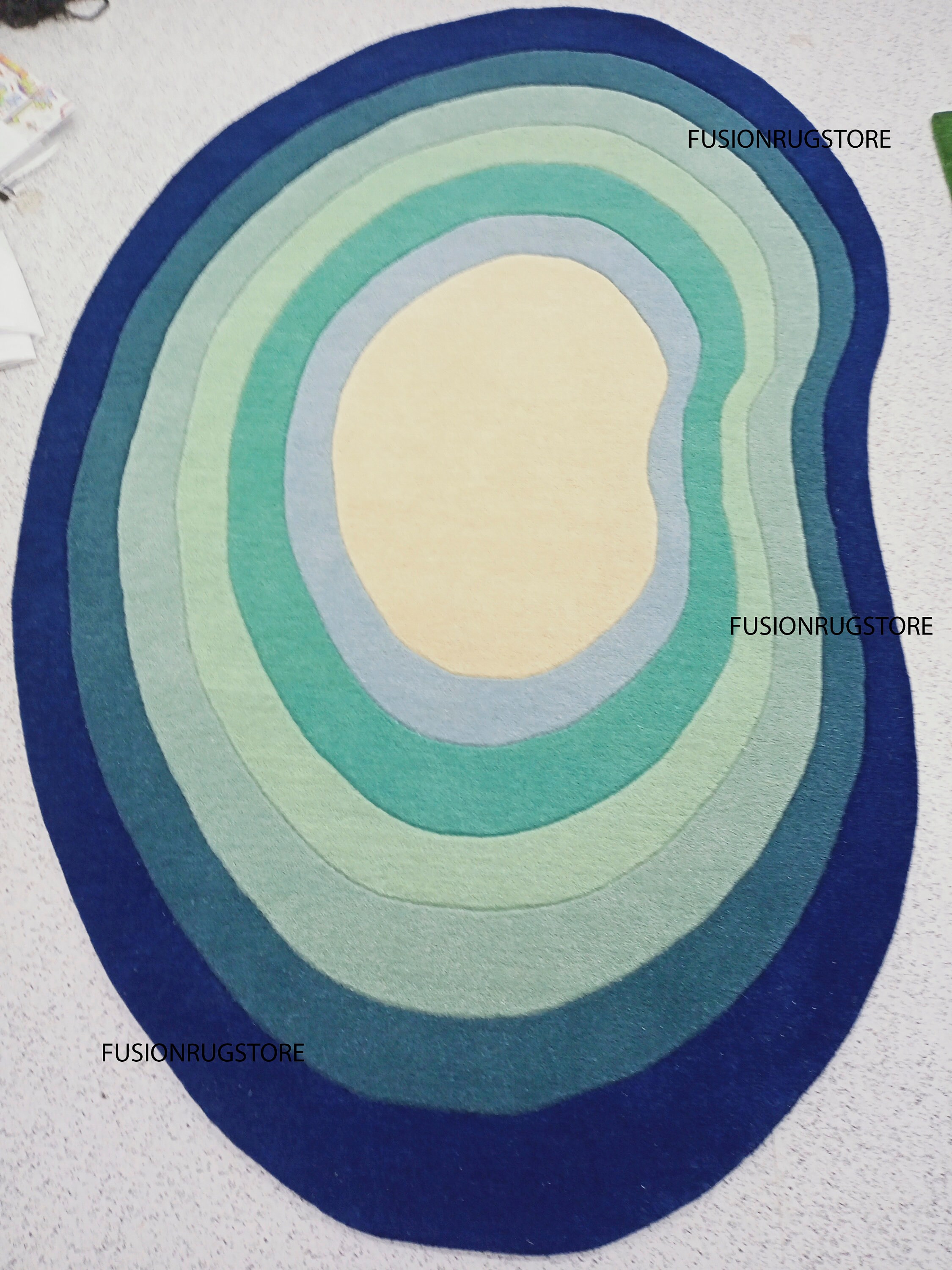 Irregular Kidney Bean Shape Tufted Colorful Rug, Multi-level Pile, Hand ...