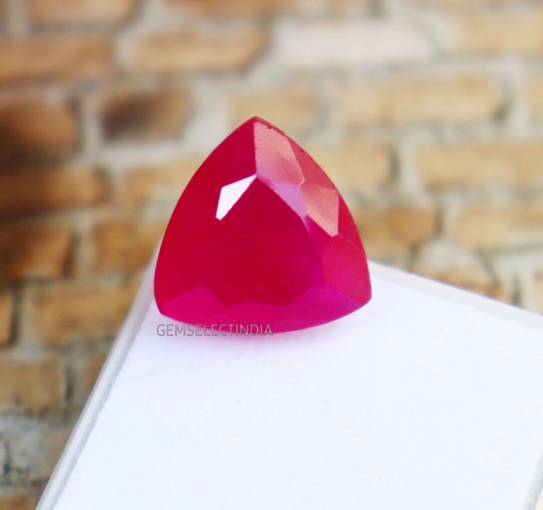 9 Cts Natural Red Beryl Red Bixbite From Utah Pear Shape CGI Certified ...