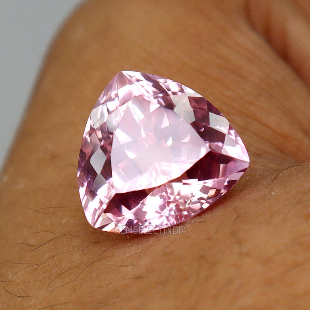 AA Natural Pink Sapphire Top Cutting Trillion 13.15CT Cut Pink Sapphire ...
