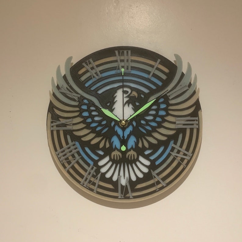 Majestic Eagle 3D Printed Glow in the Dark Clock - Etsy UK