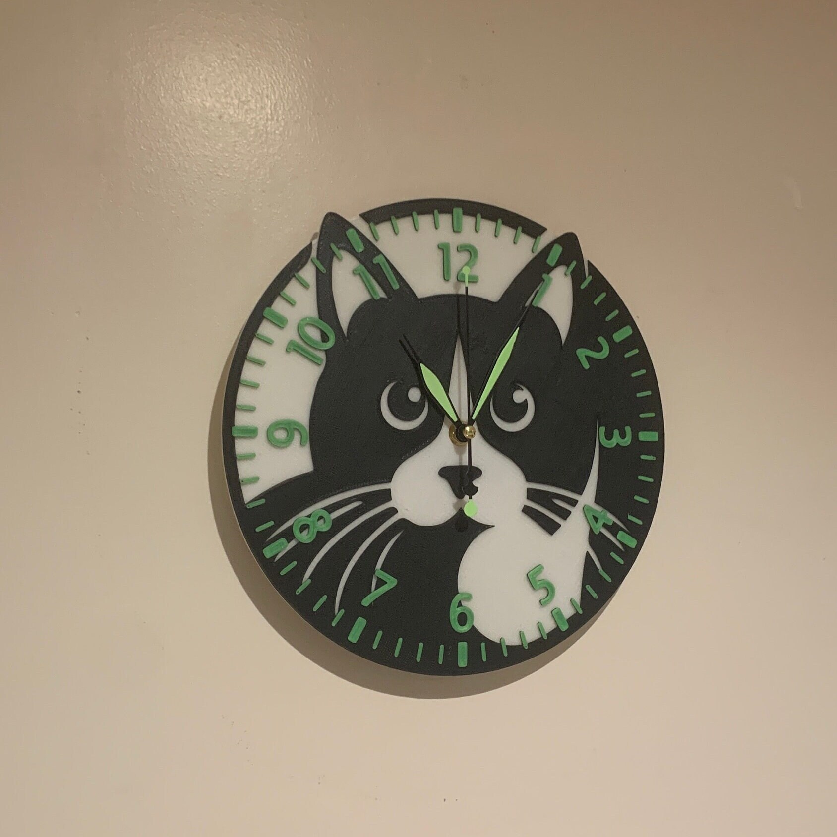 Tuxedo Cat 3D Printed Glow in the Dark Clock - Etsy