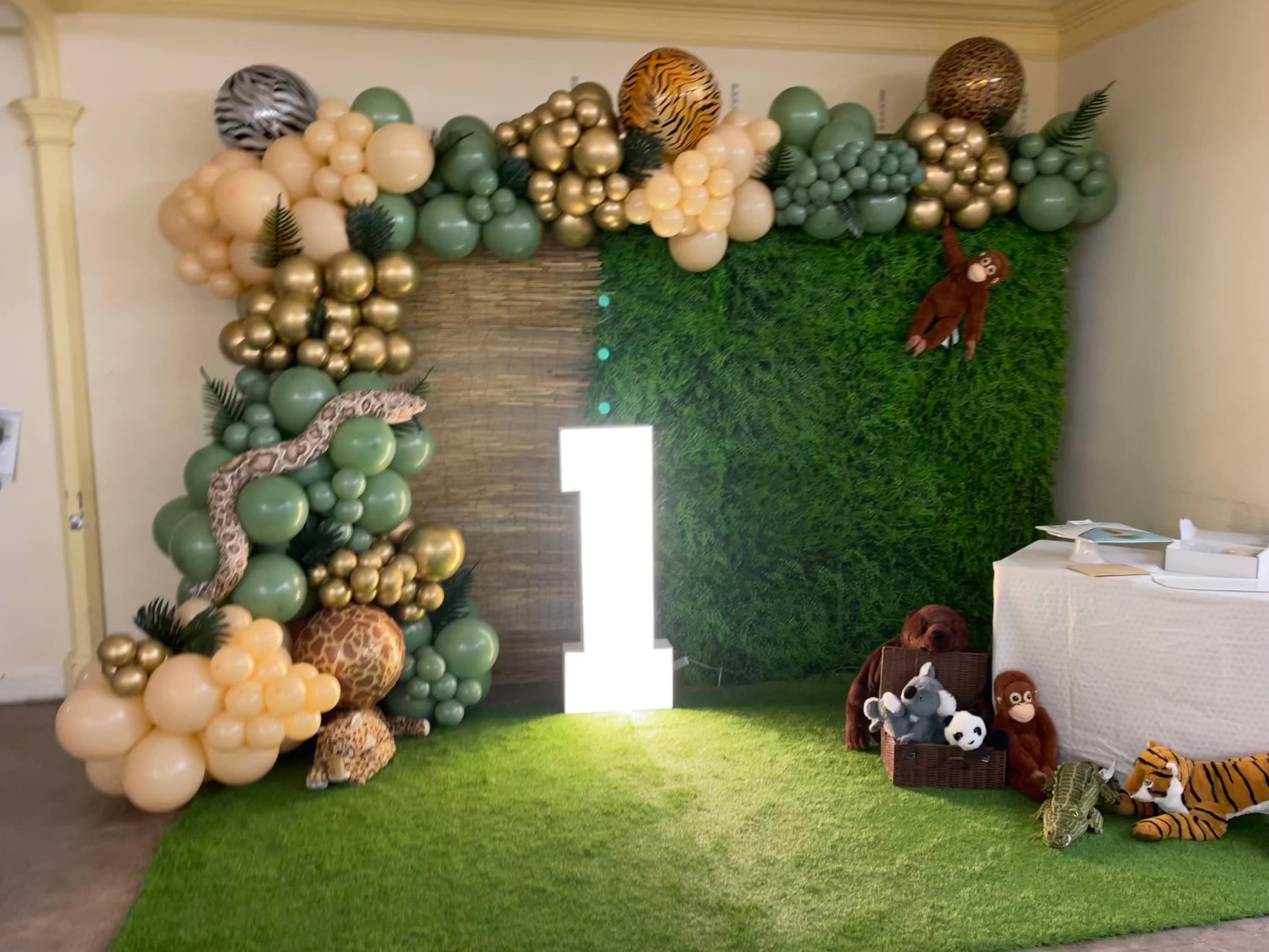 Marquee Numbers for Hire - Etsy