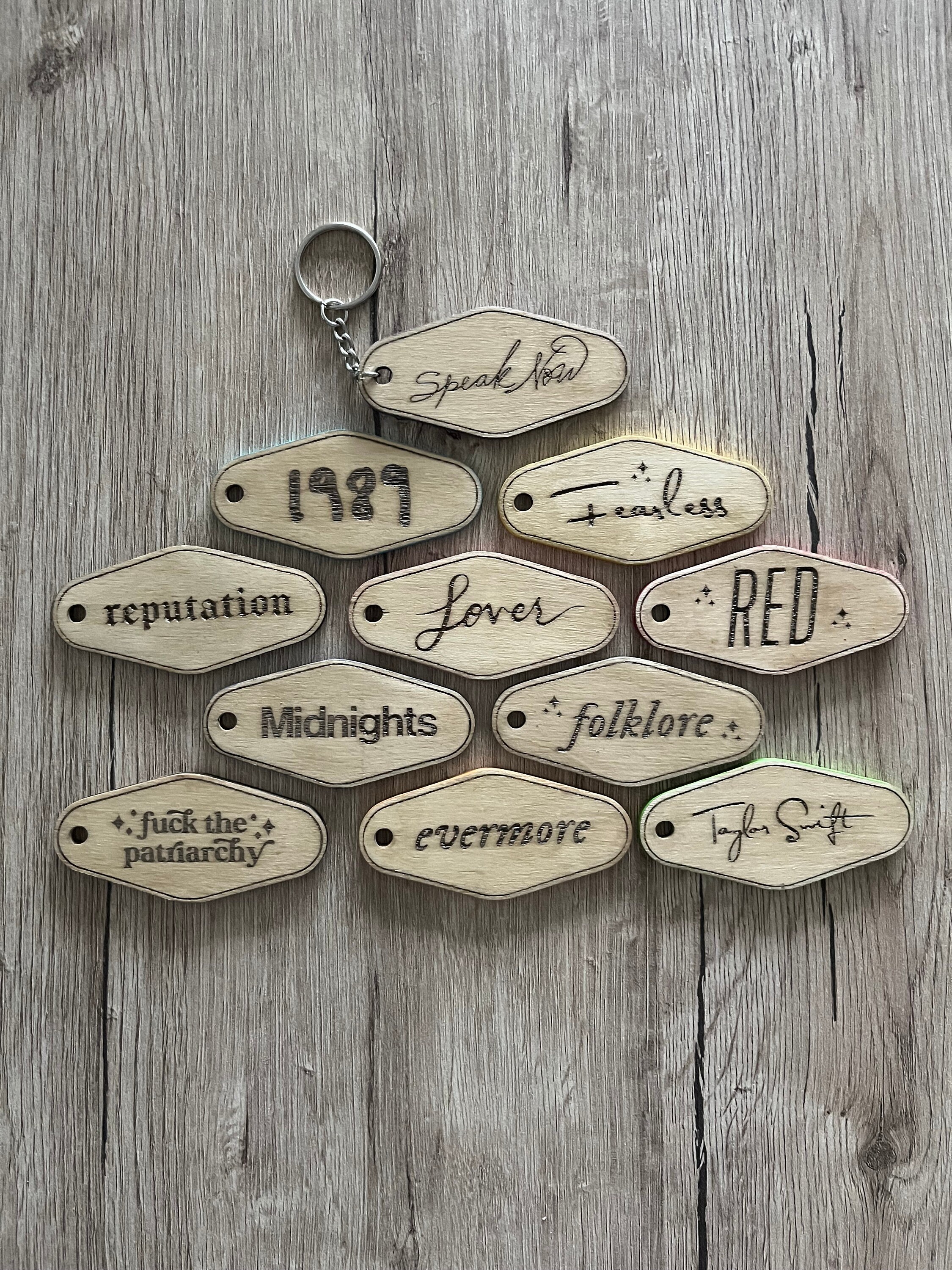 Taylor Swift Keychain wood - Portachiavi Eras Tour - Etsy Italia
