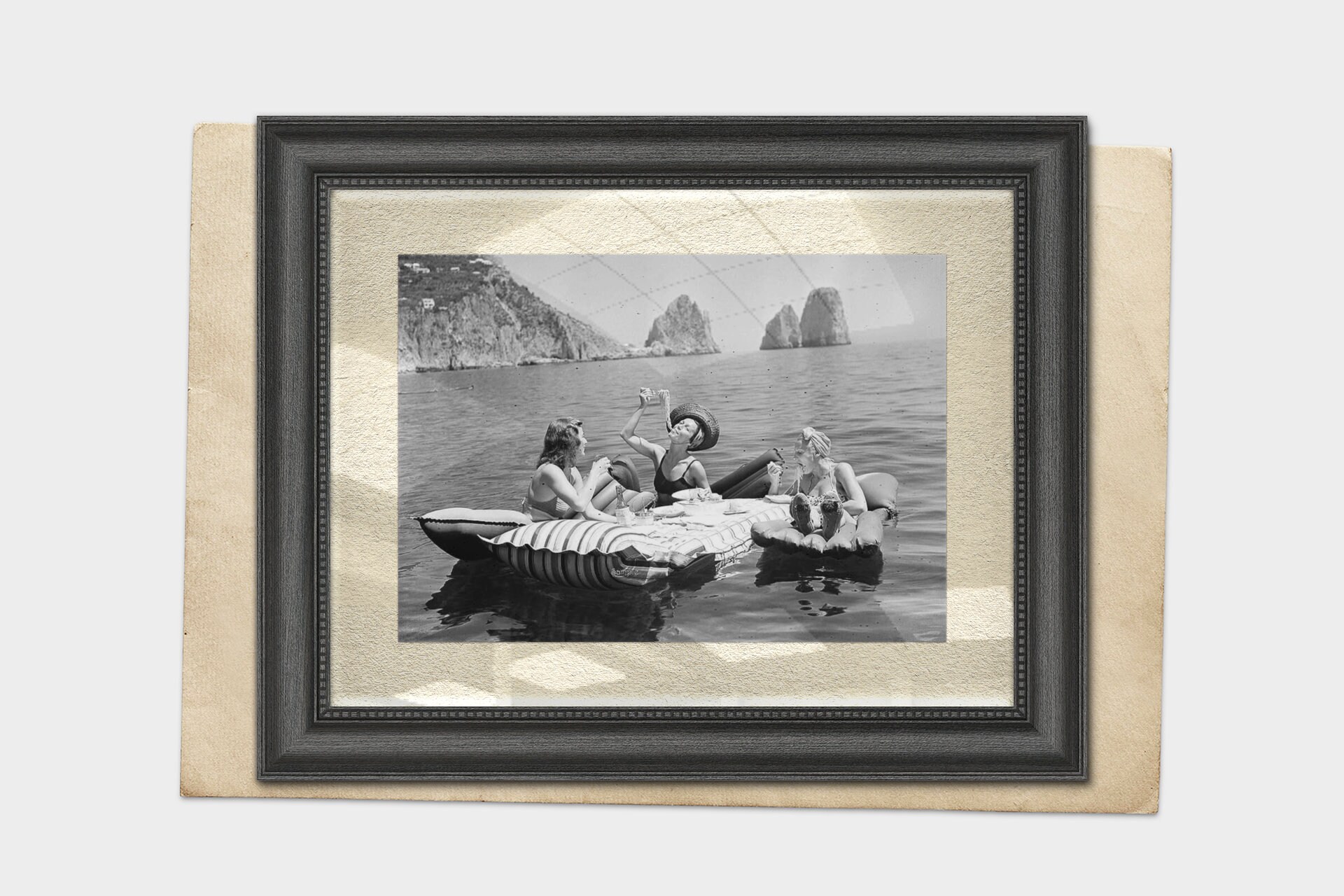 Three Young Women Photo Eat Spaghetti Floaties Capri Italy 1939 Ladies ...