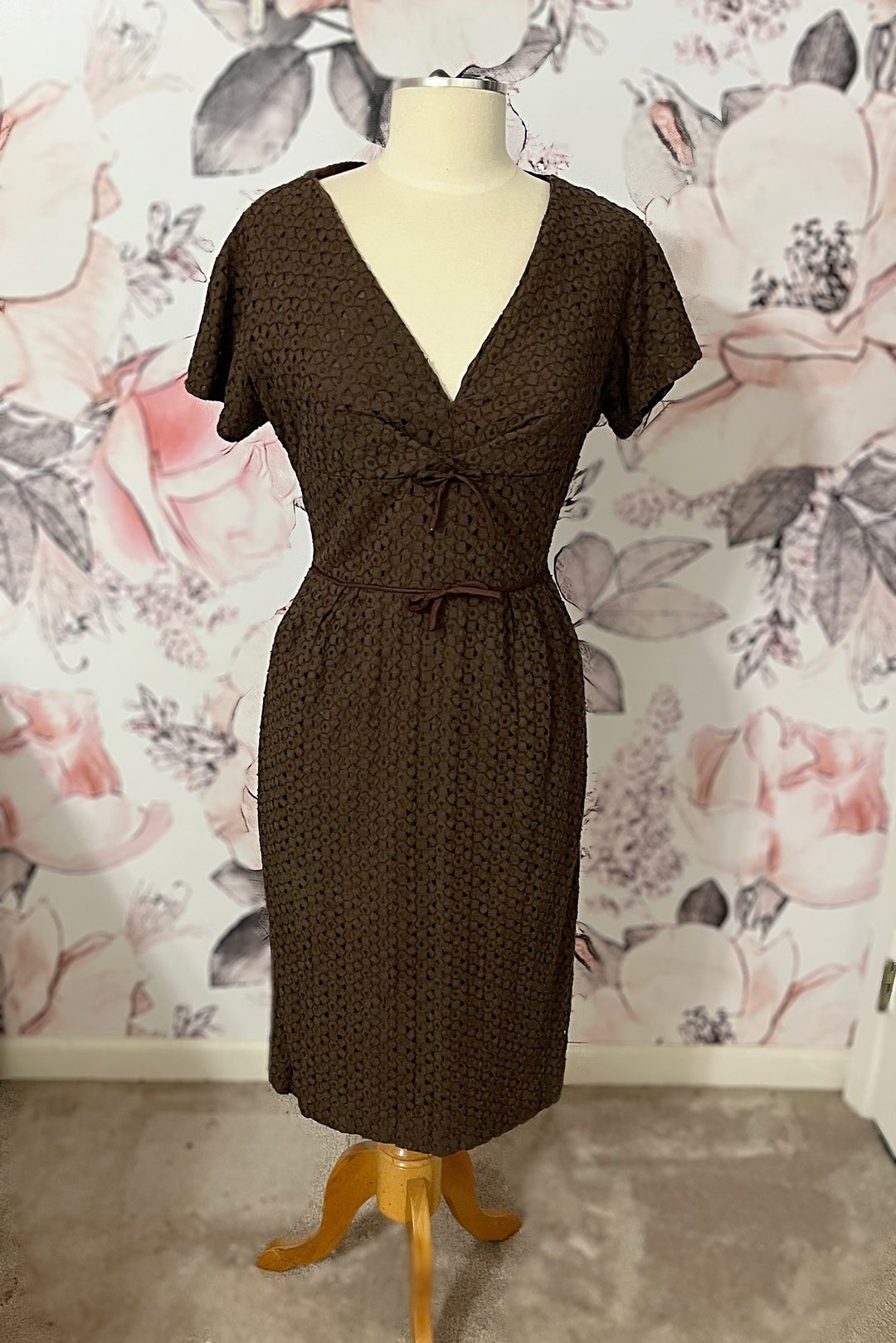 1950's/60's Brown Lace Wiggle Dress - Etsy