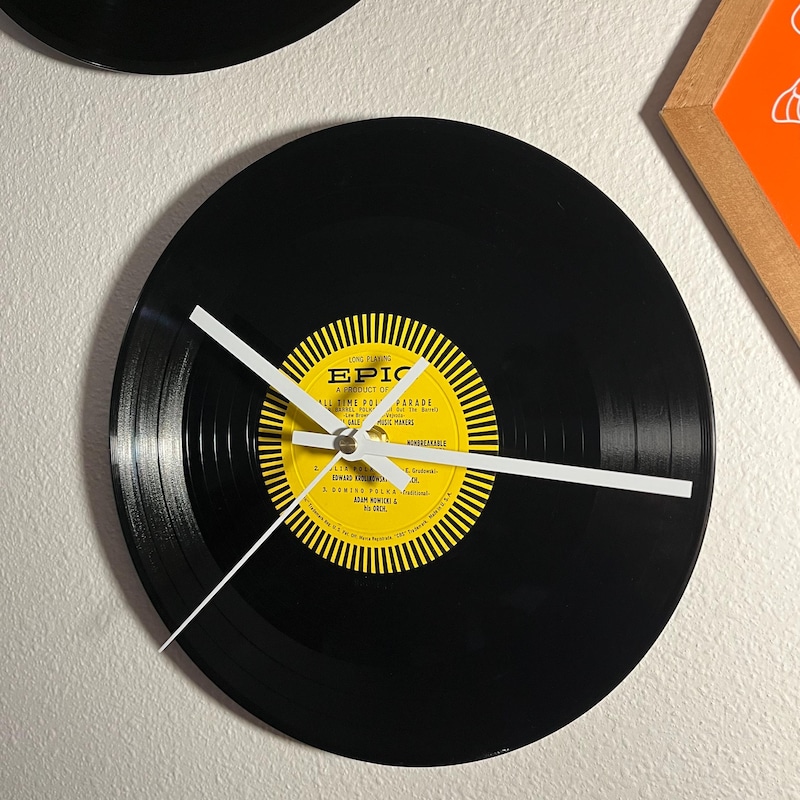 Vinyl Record Clock - Etsy