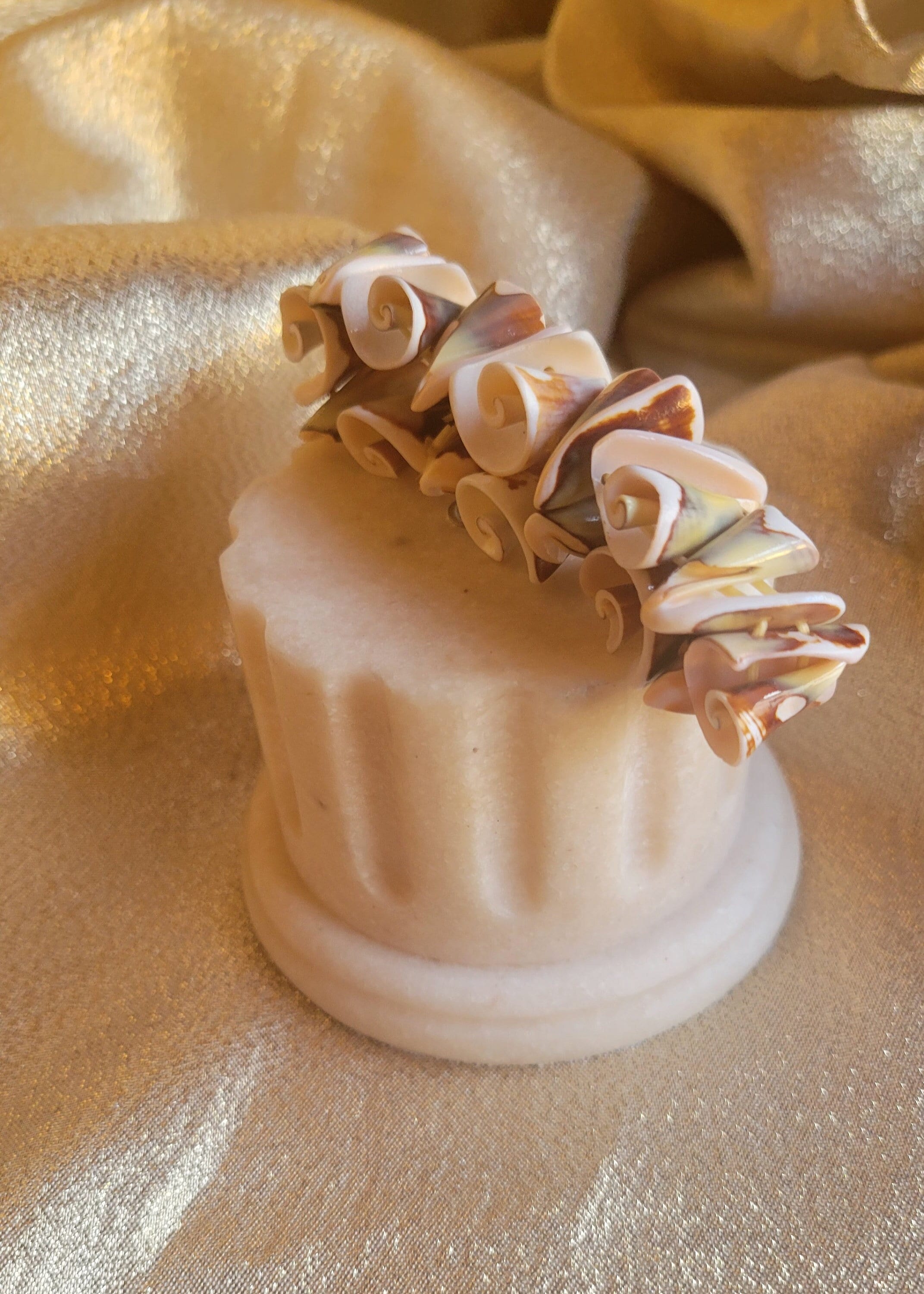 Pompeiian Roman Style Bugle Shell Bracelet - Etsy