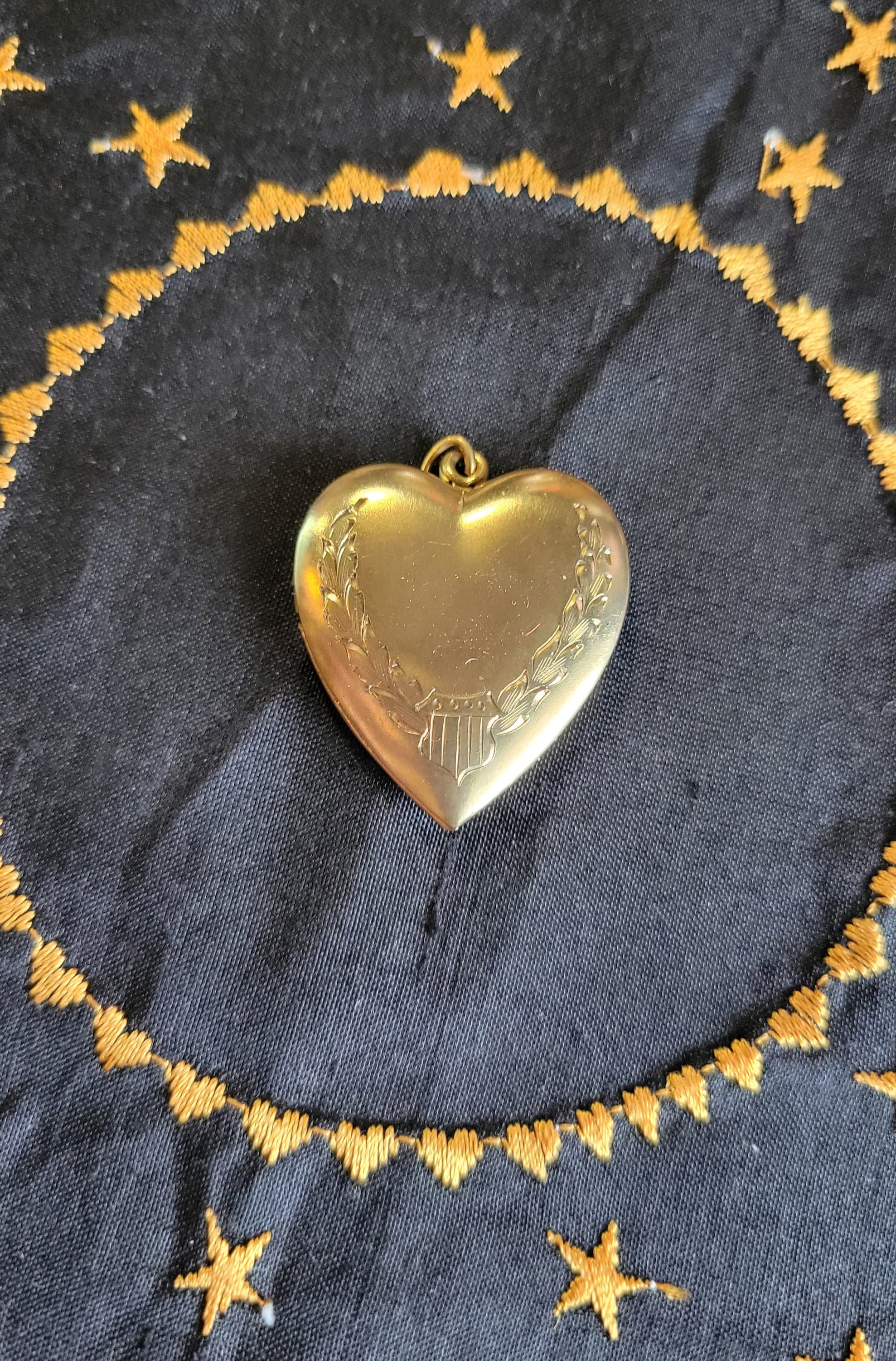 WWII Era Military Soldier's Sweetheart Locket - Etsy