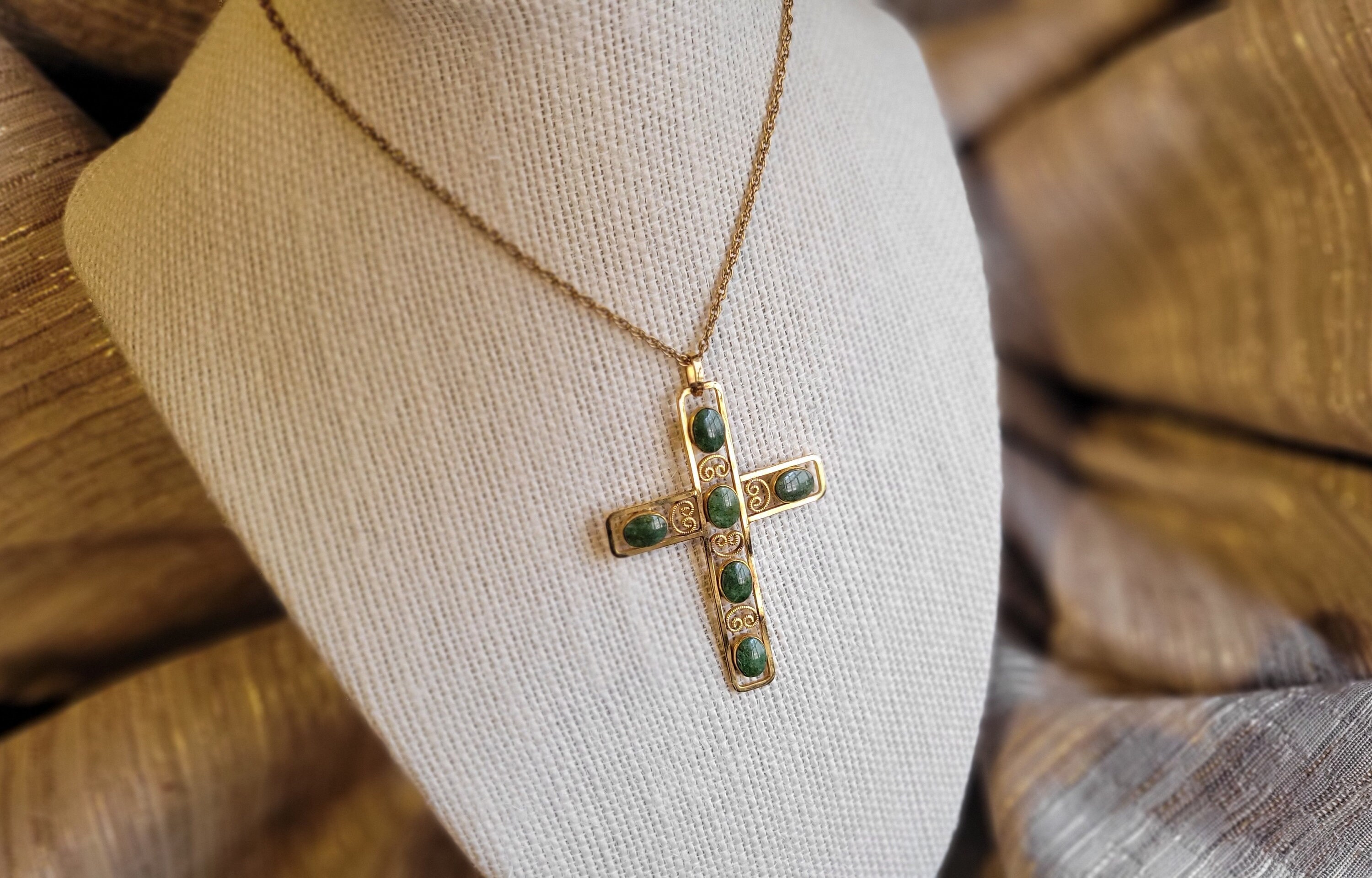 Midcentury 1960s Jade Cross - Etsy