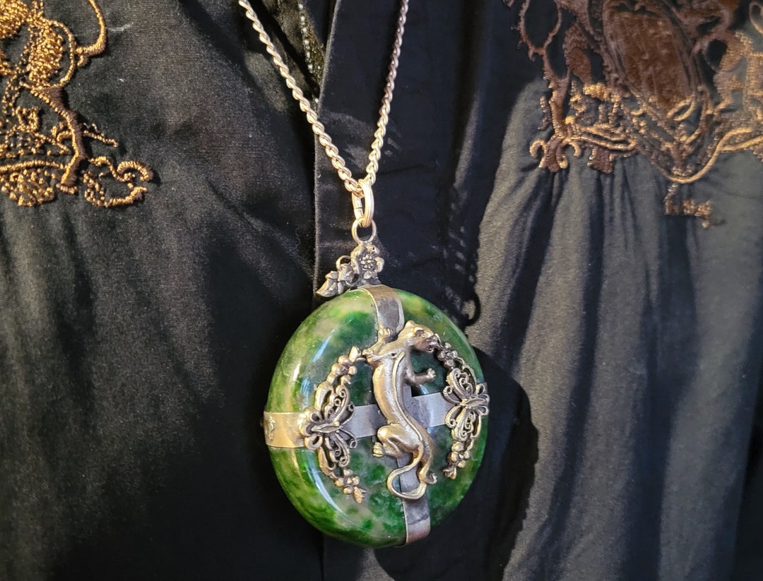 Jade Infinity Panther Statement Pendant - Etsy