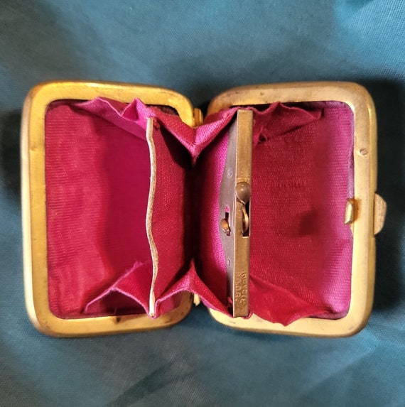 Antique Seashell Mini Coin Purse circa 1920s - Gem