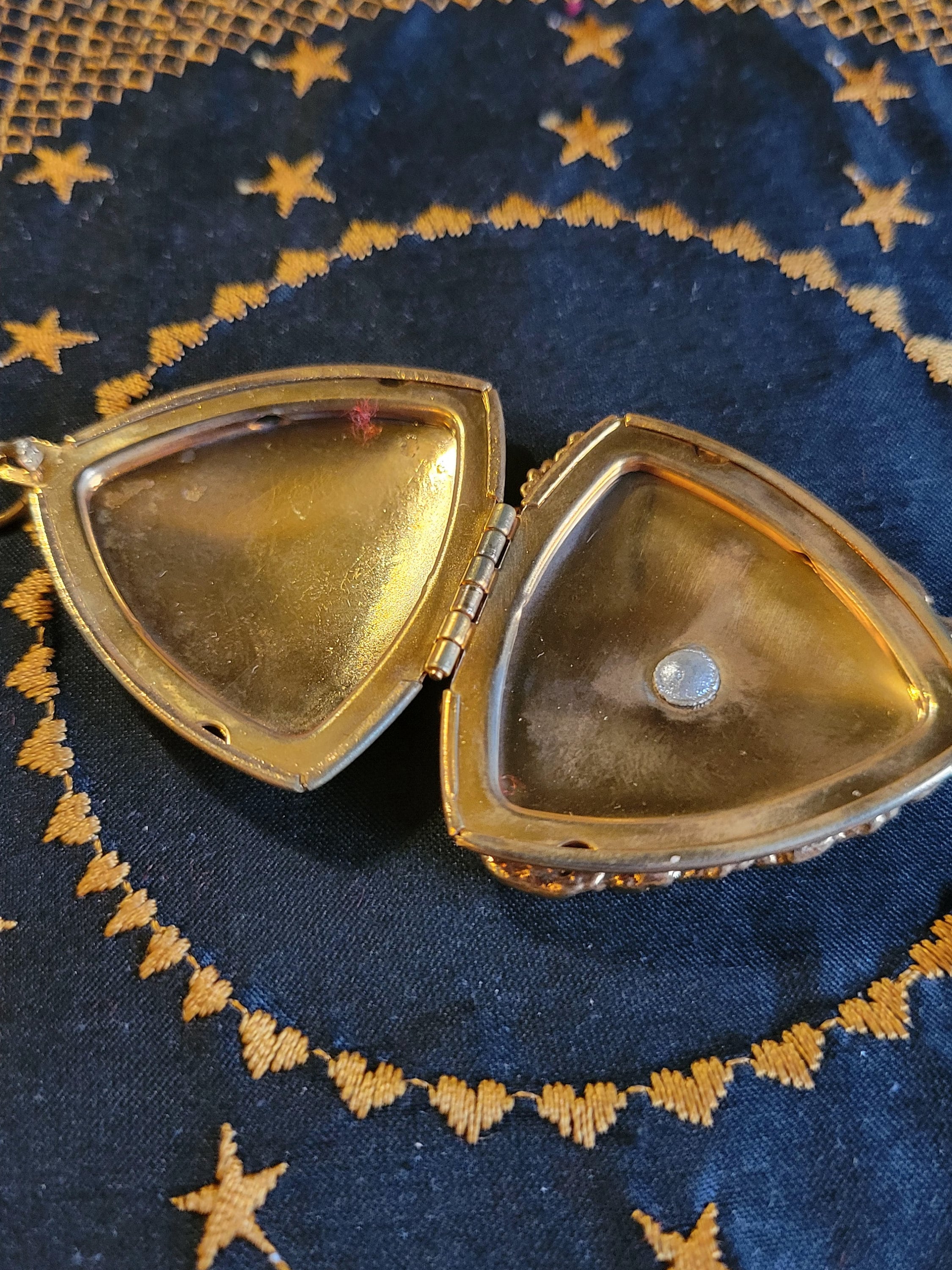 1960s Roman Pyramid-shaped Locket - Etsy