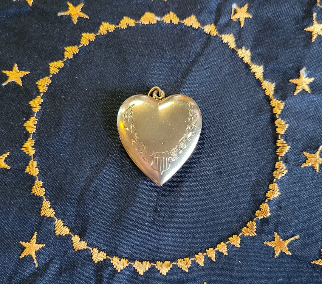 WWII Era Military Soldier's Sweetheart Locket - Etsy