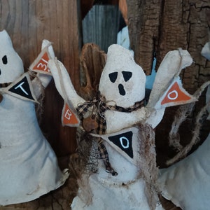 Primitive Grungy Halloween Ghost - Etsy
