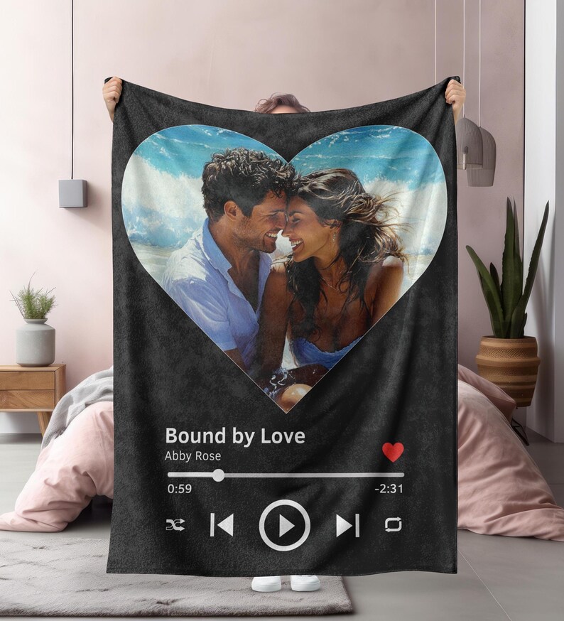 Customized Couple Blanket Romantic Photo Throw With Music Player Design ...