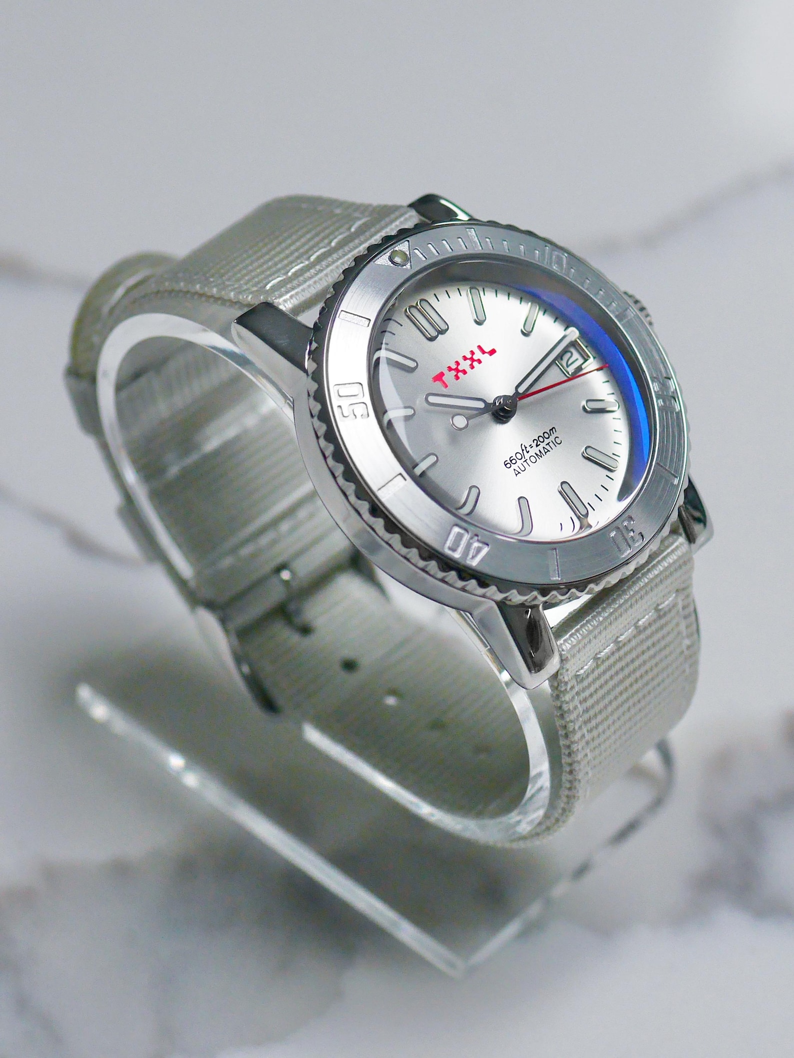 Divetxxl - 40mm Dive Watch - Seiko NH35 Movement - Etsy