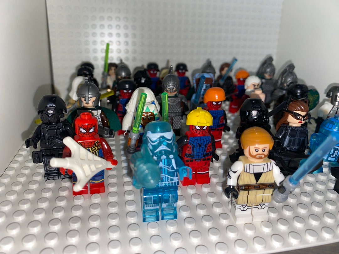 One Random Minifigure Blind Bag Gift High Quality Beautiful Decaled ...