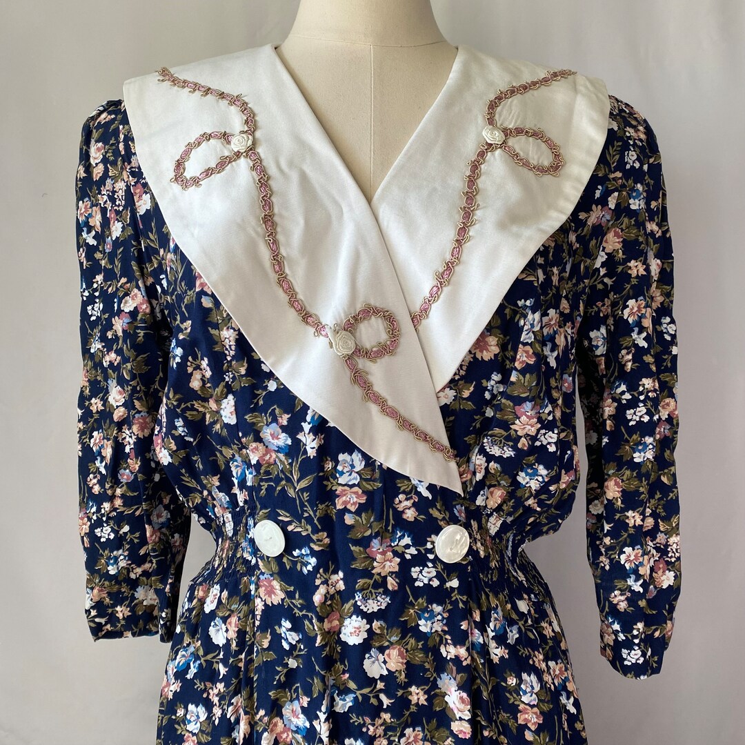 Vintage 1980s Navy Blue Floral Collared Prairie Dress - XL - Molly ...