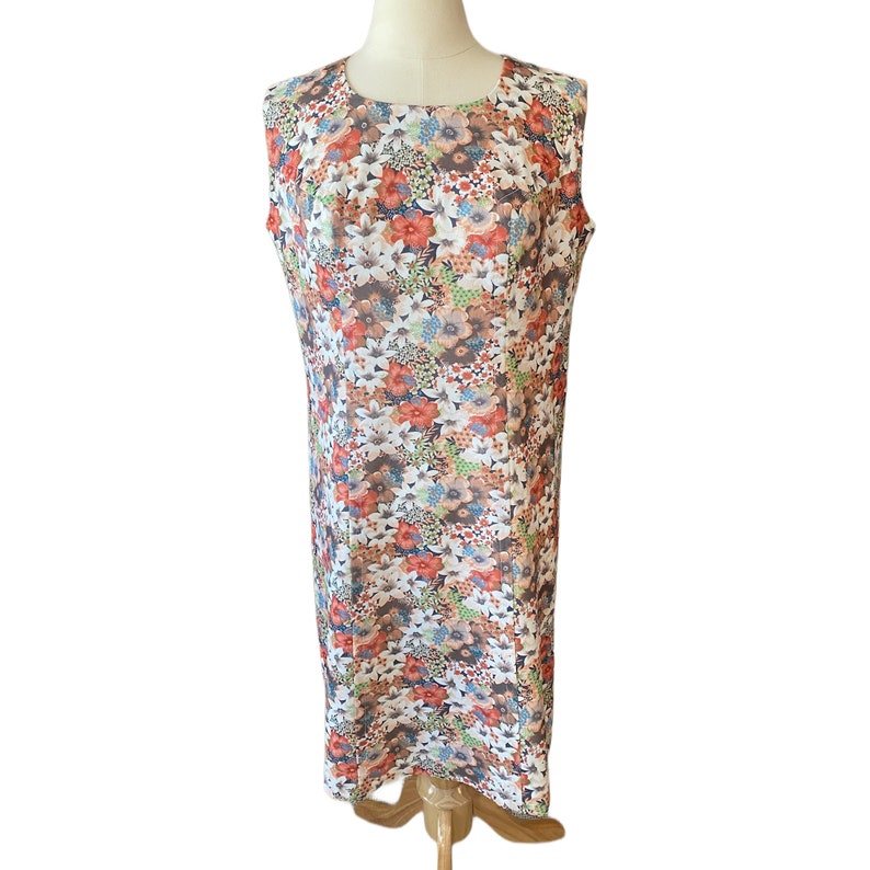 Handmade Vintage 1960s Mod Shift Dress - Floral Print - Geometric Darts ...