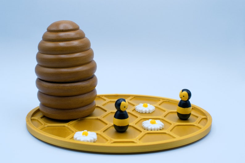 Honey Bee Peg Dolls, Honey Bee, Bee Hive, Queen Bee, Peg Doll, Honey ...