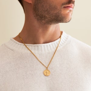 Gold My Redeemer Lives Necklace, 18k Gold Christian Necklace, Circle ...