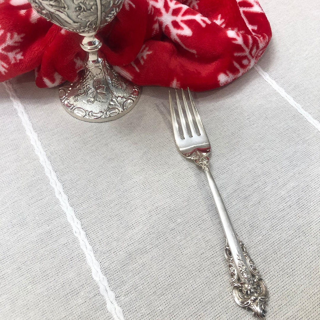 Vintage Grand Baroque Pattern Stainless Silverware Dessert Forks Silver ...