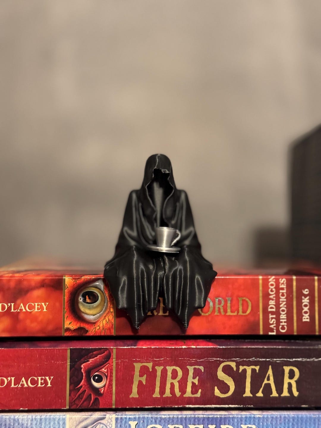 3d-printed Bookshelf Suriel / Grim Reaper / Ghost Figure - With Teacup ...