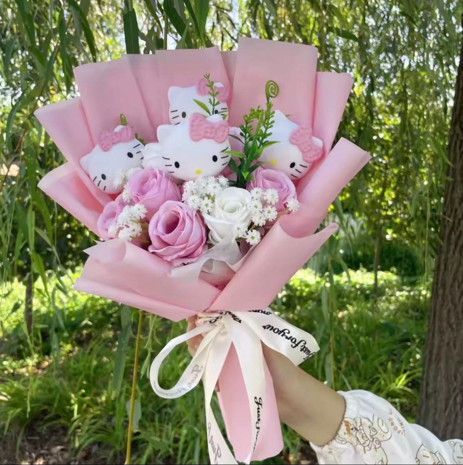 Kawaii Hello Kitty Cat Dolls With Artificial Flowers Creative Bouquet ...