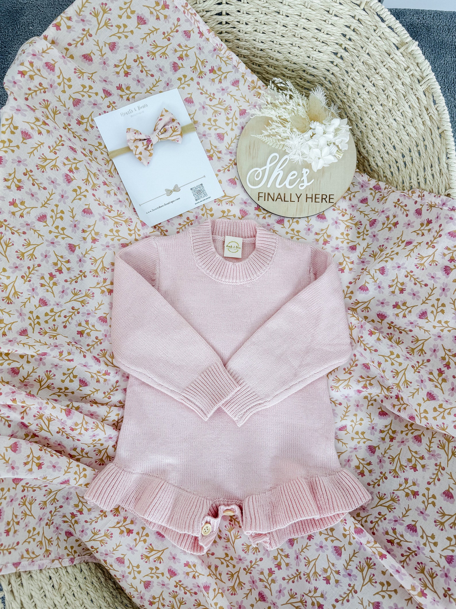 Baby Girl Muslin posie Swaddle and Bow Set - Etsy