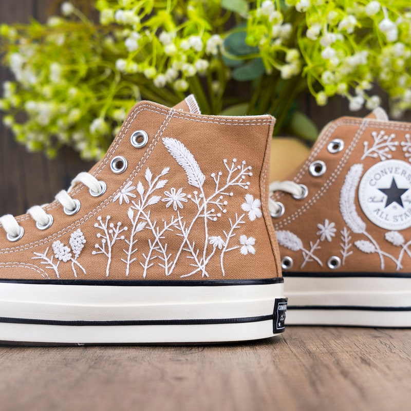 Embroidered Converse - Etsy