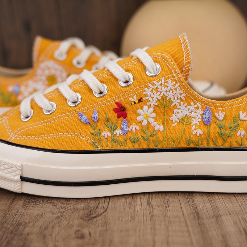 Embroidered Converse - Etsy