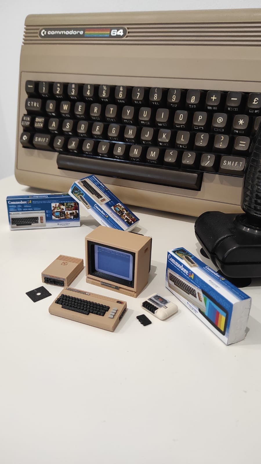 C64 mini retro store