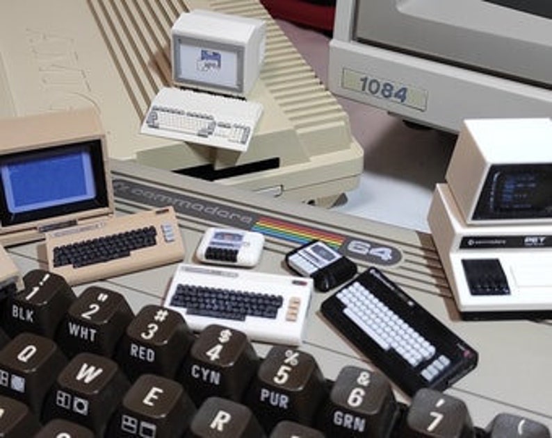 SET Commodore Computers 5 Retro Computers Miniatures - Etsy