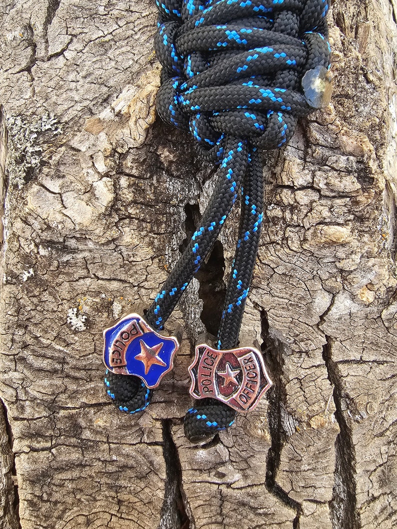 7.5 Inch Thin Blue Line Police Paracord Keychain - King Cobra Weave Key ...