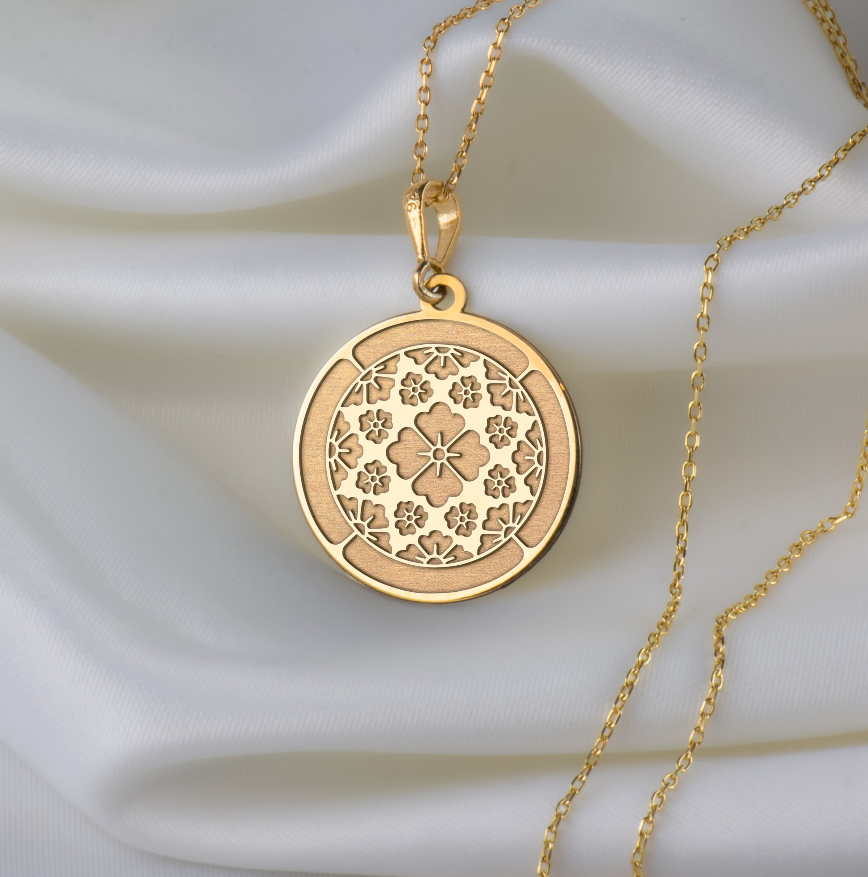 14K Solid Gold Tokudaiji Uri Necklace, Japanese Symbol Pendant, Royal ...