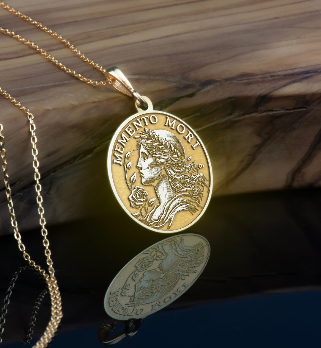 14K Solid Gold Memento Mori Pendant Necklace, Memento Mori Queen Charm ...