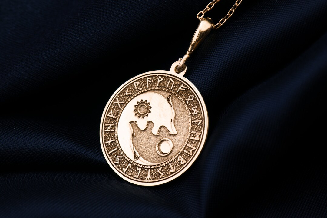 14K Solid Gold Fenrir Yin Yang Necklace, Viking Yin Yang Charm Pendant ...