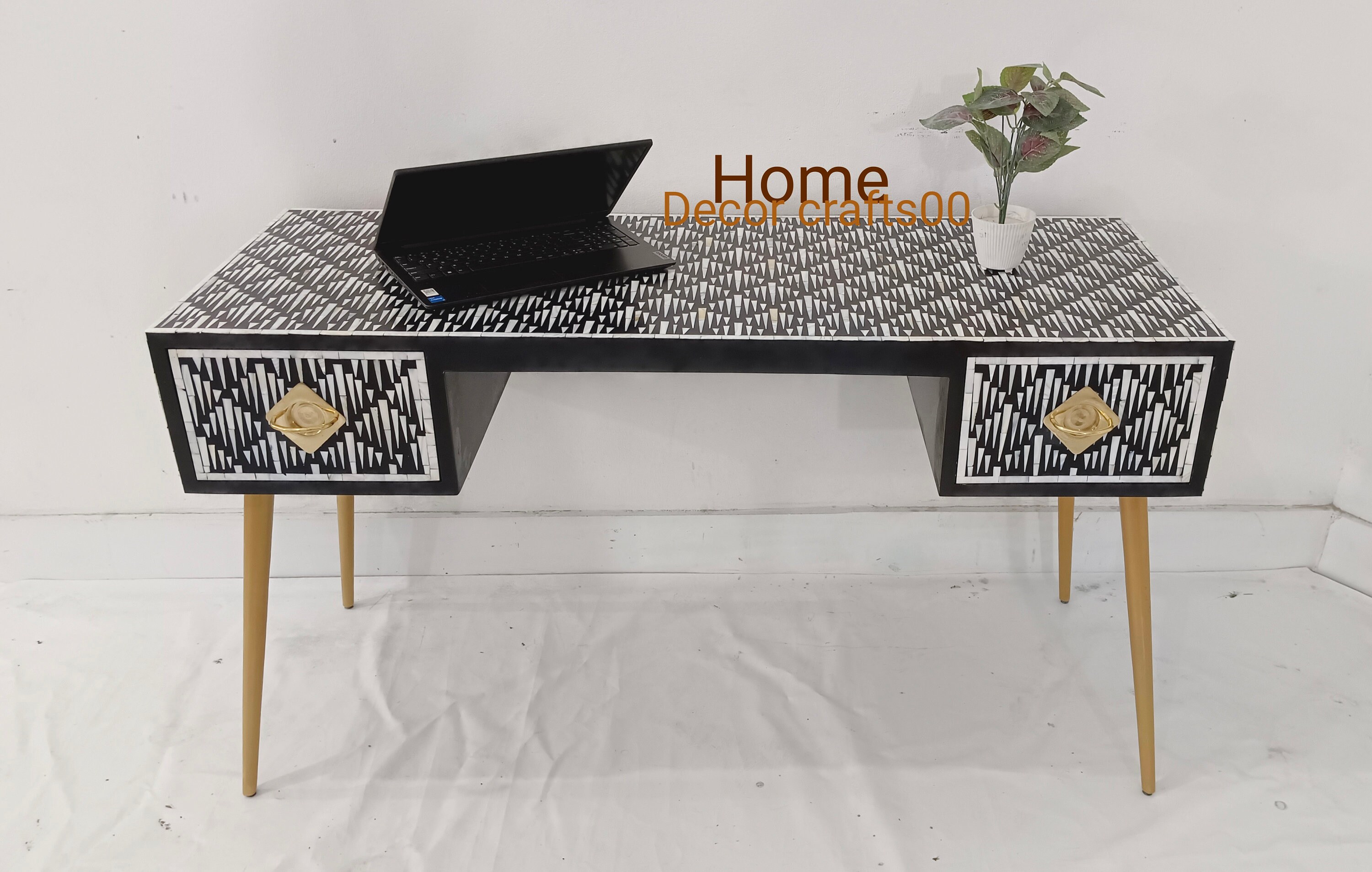New Handmade Mother of Pearl Inlay Work Desk, Mop Inlay Laptop Table ...