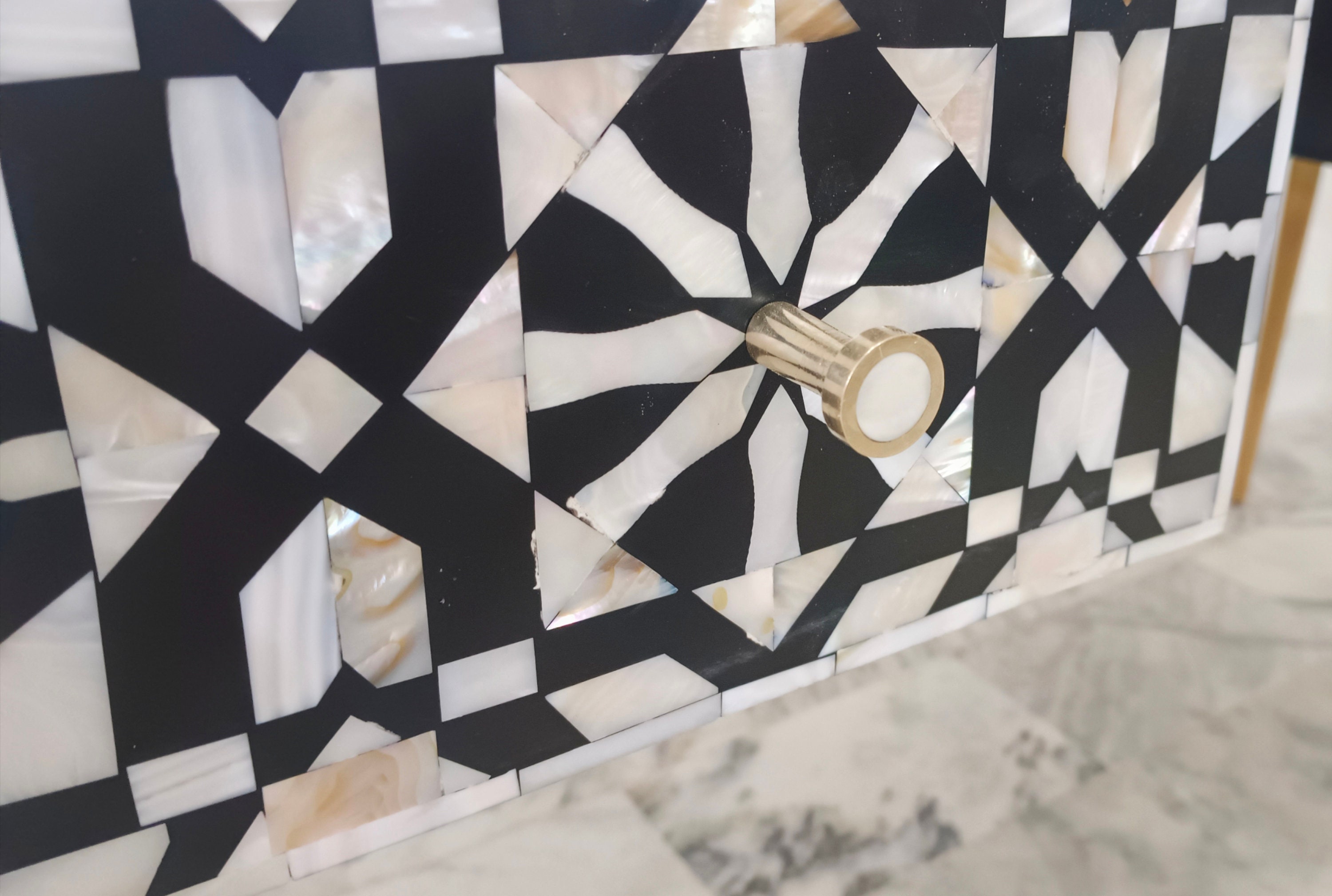 Mother of Pearl Inlay Work Desk, Mop Inlay Laptop Table, Mop Inlay ...