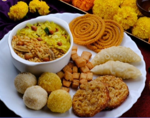 6 Indian Diwali Faral Snacks Recipes, You Can Make at Home for Diwali ...